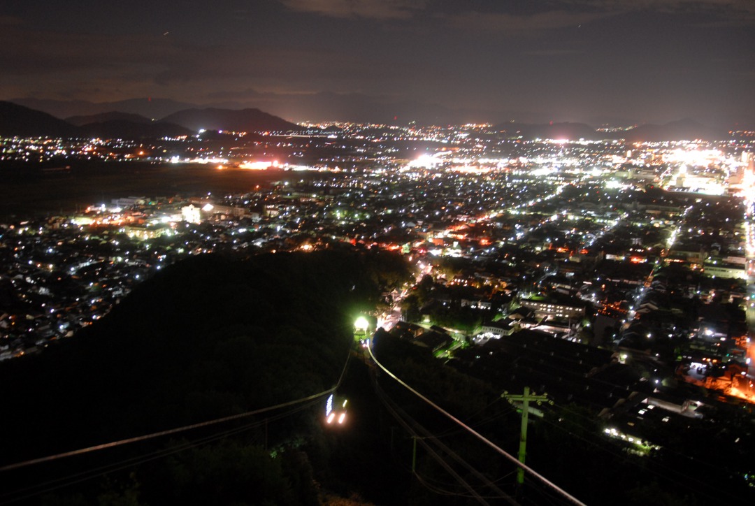 Meet the fantastical Omihachiman’s scenery. The once-a-year light ...
